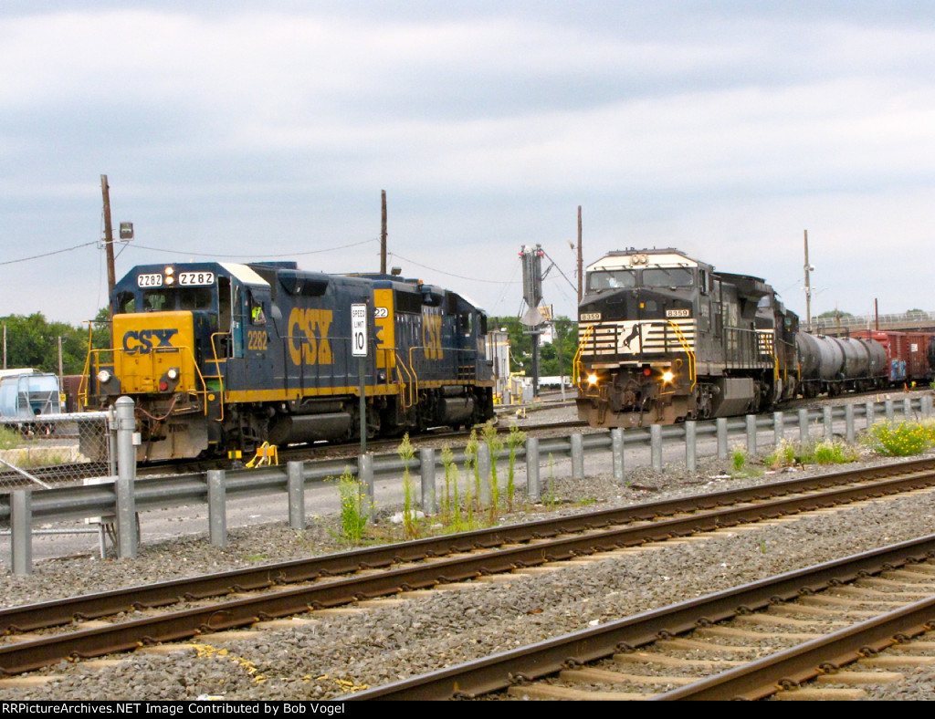 CSX 2282 and 6922; NS 8359